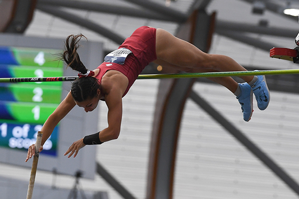 WholeHogSports - Pair of Razorbacks finish in top 3