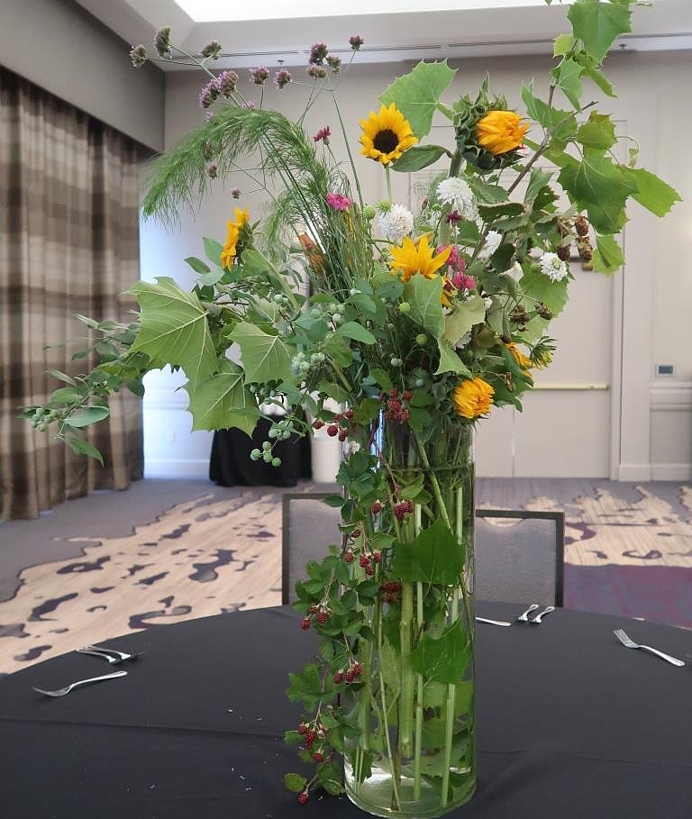 Flowers for Agriculture Meeting | The Arkansas Democrat-Gazette ...