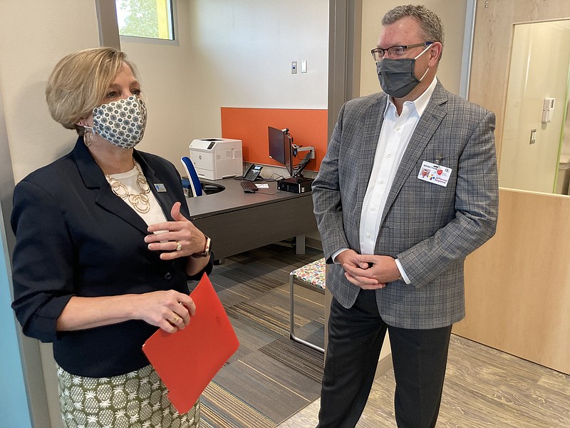 Tour offers peek at kids clinic | The Arkansas Democrat-Gazette ...