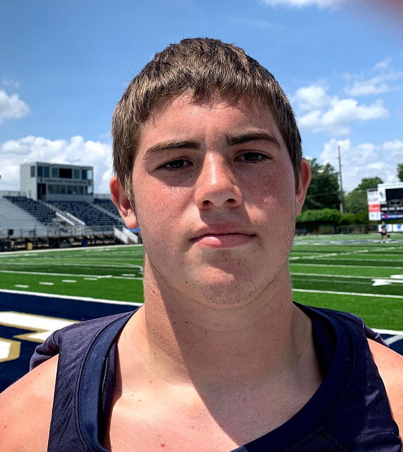 PREP FOOTBALL: Henley pulled trigger quickly on Arkansas offer | The ...