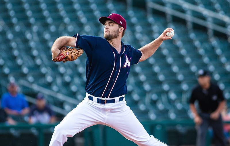 Travs handle rehabbing Royal | Northwest Arkansas Democrat-Gazette