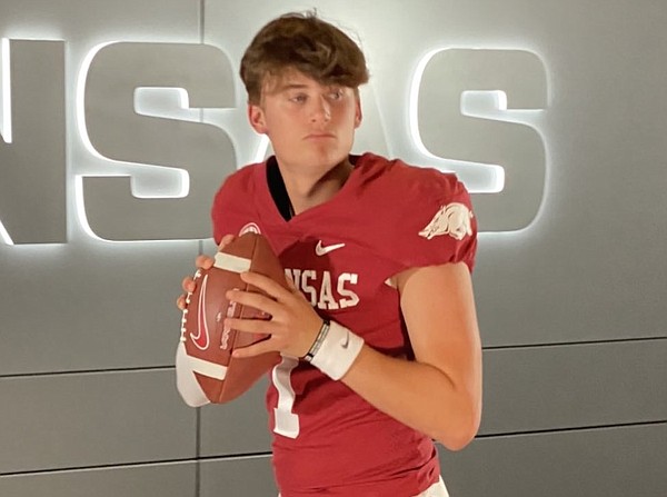 Highly touted 2023 QB looking to return to Hill
