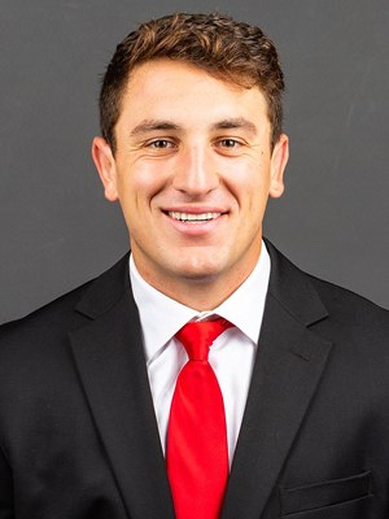 Seasoned quarterbacks duel for reins of Wolves | Northwest Arkansas ...