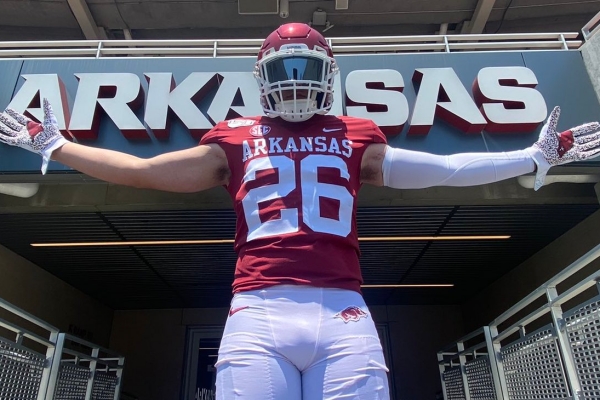 WholeHogSports - Get to know: 2024 LB target Payton Pierce