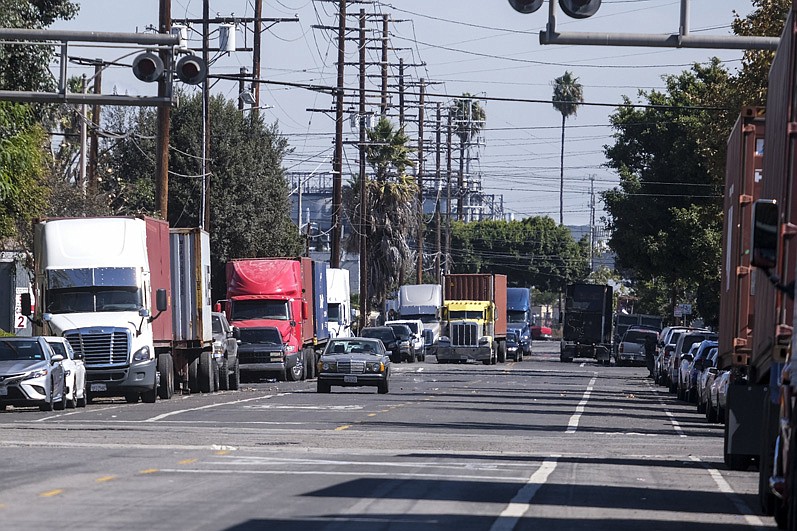 Cargo backlog hits L.A. streets | The Arkansas Democrat-Gazette ...
