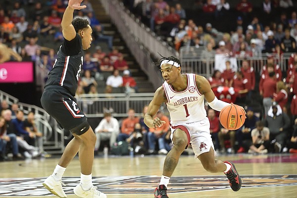 Razorback Report: Muss says team battling bug | Whole Hog Sports