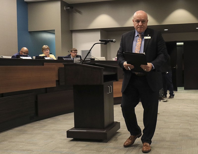 Little Rock district's 6-year superintendent to retire at end of school ...