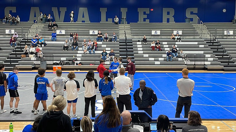 Capital City boys dominate in wrestling duals | Jefferson City News Tribune