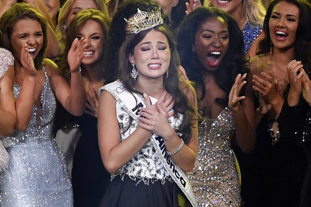 Miss Alaska crowned Miss America | The Arkansas Democrat-Gazette ...