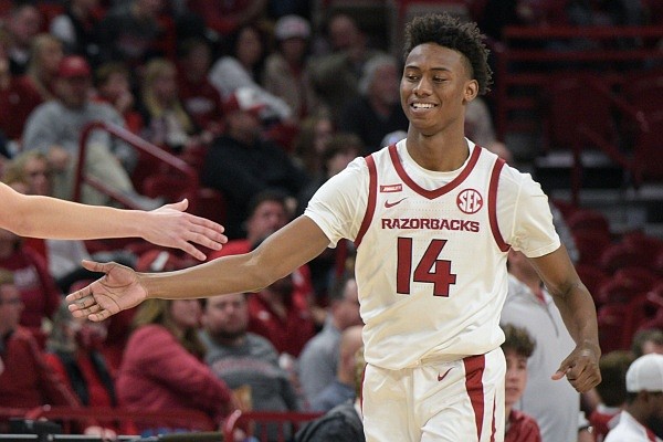 Jaxson Robinson delivers career night | Whole Hog Sports
