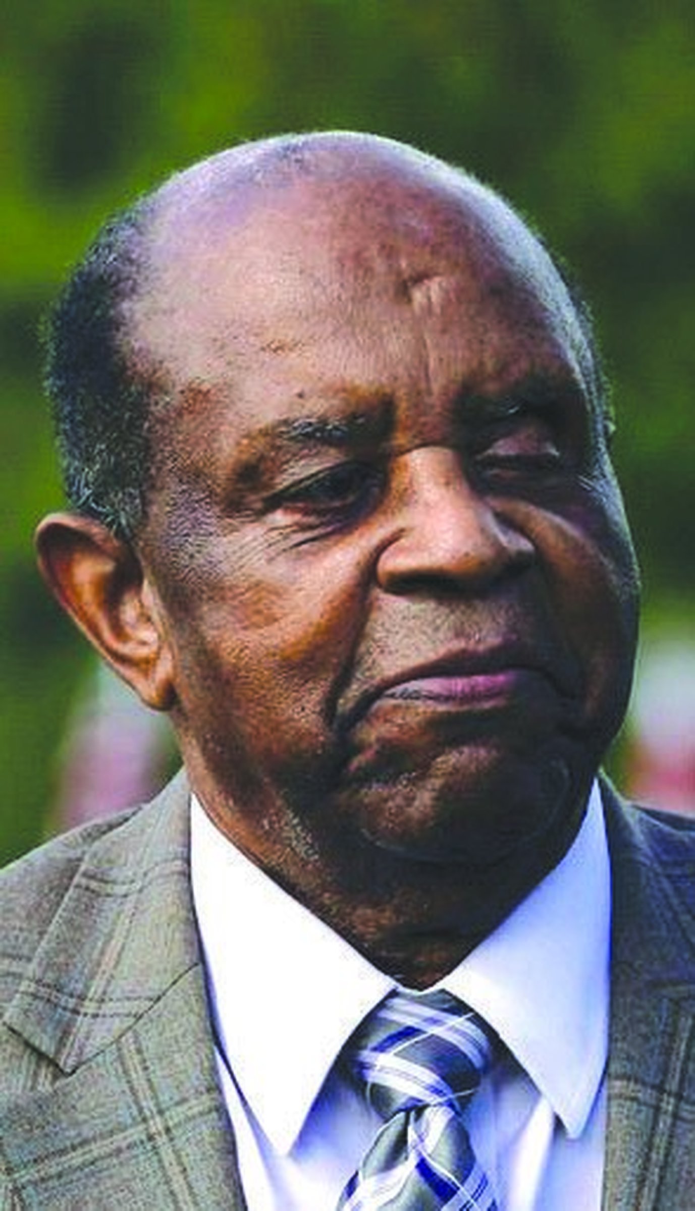 Aaron, Elder overcame hate to achieve milestones