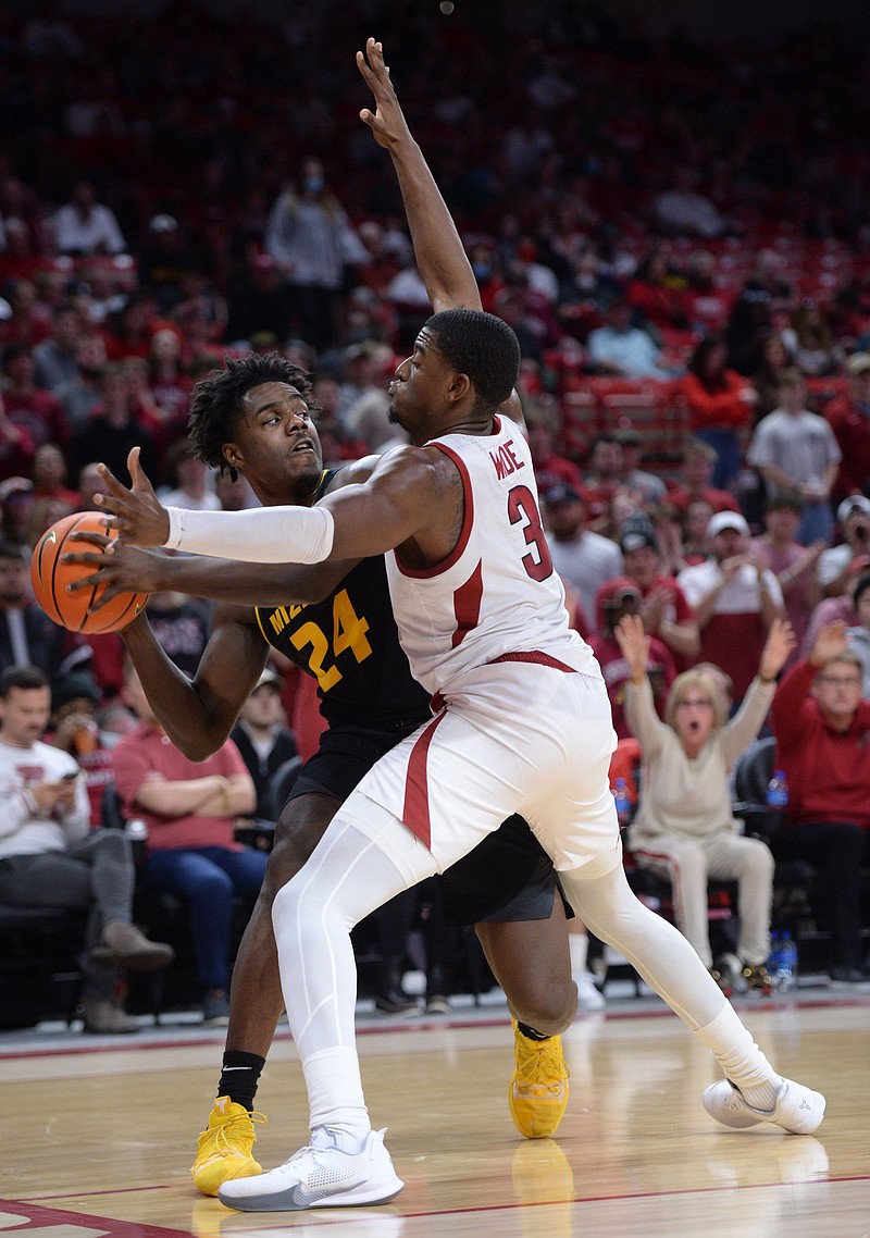 Wade gets start, finds his groove | Northwest Arkansas Democrat-Gazette