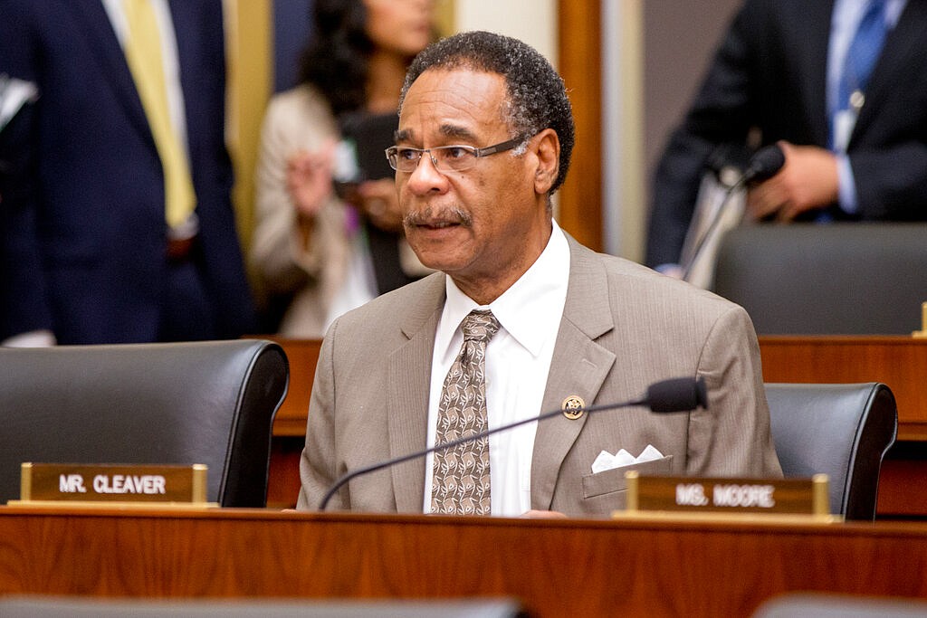 Cleaver promises lawsuit if Missouri Republicans gerrymander his ...
