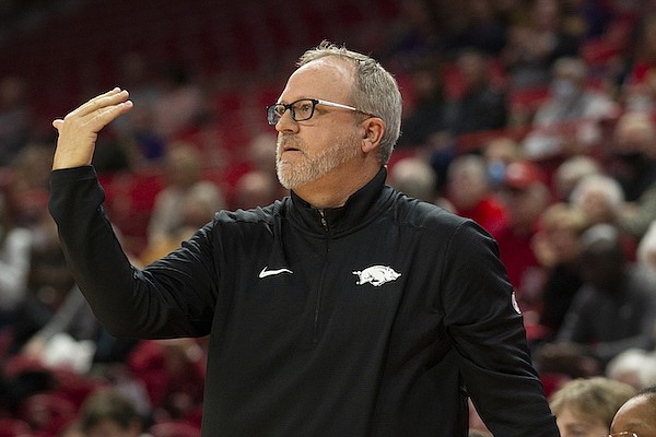 Razorbacks fall at Florida | Whole Hog Sports