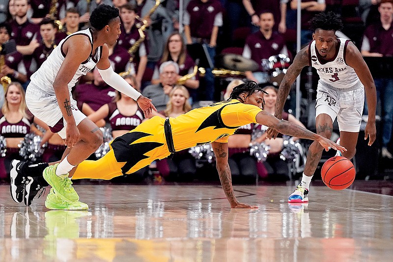 Brown scores 21 for Missouri in 70-66 win against Texas A&M | Fulton Sun
