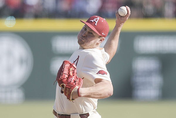 Razorbacks beat Illinois State to win series | Whole Hog Sports