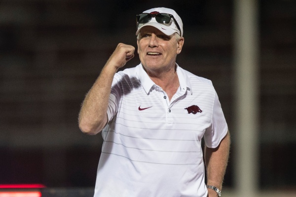 WholeHogSports - Strength of Tide on minds of Razorbacks