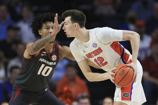 WholeHogSports - Razorbacks win at Florida for first time in 27 years