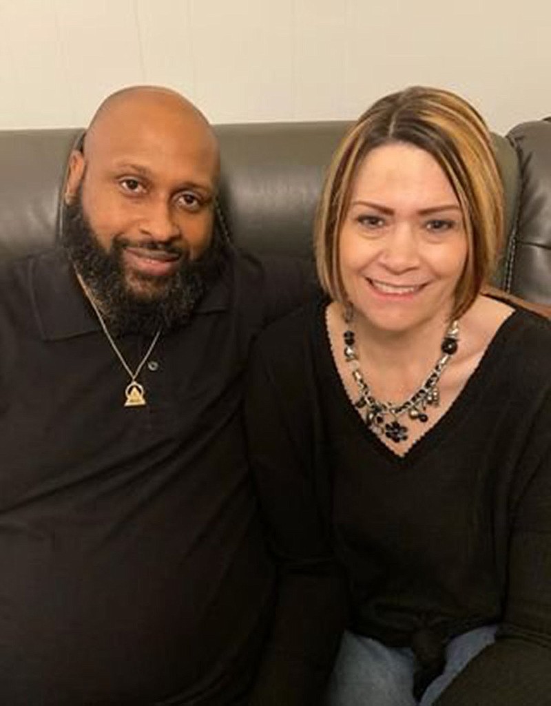 Her job move couldn’t move her from his mind | The Arkansas Democrat ...