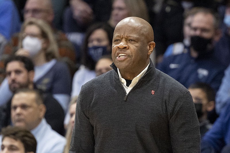 Rick Pitino hired to replace Mike Anderson, who plans arbitration suit ...