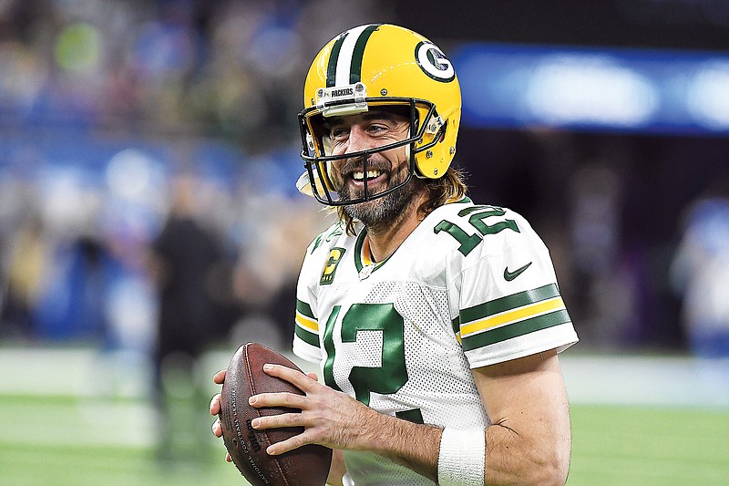 Rodgers will remain with Packers next season | Jefferson City News Tribune