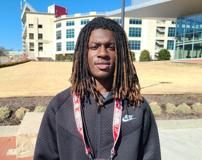 WholeHogSports - 4-star DB 'loving' Arkansas