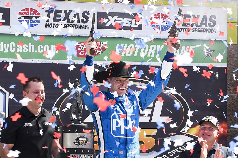 Newgarden passes McLaughlin in final turn to steal win in IndyCar ...