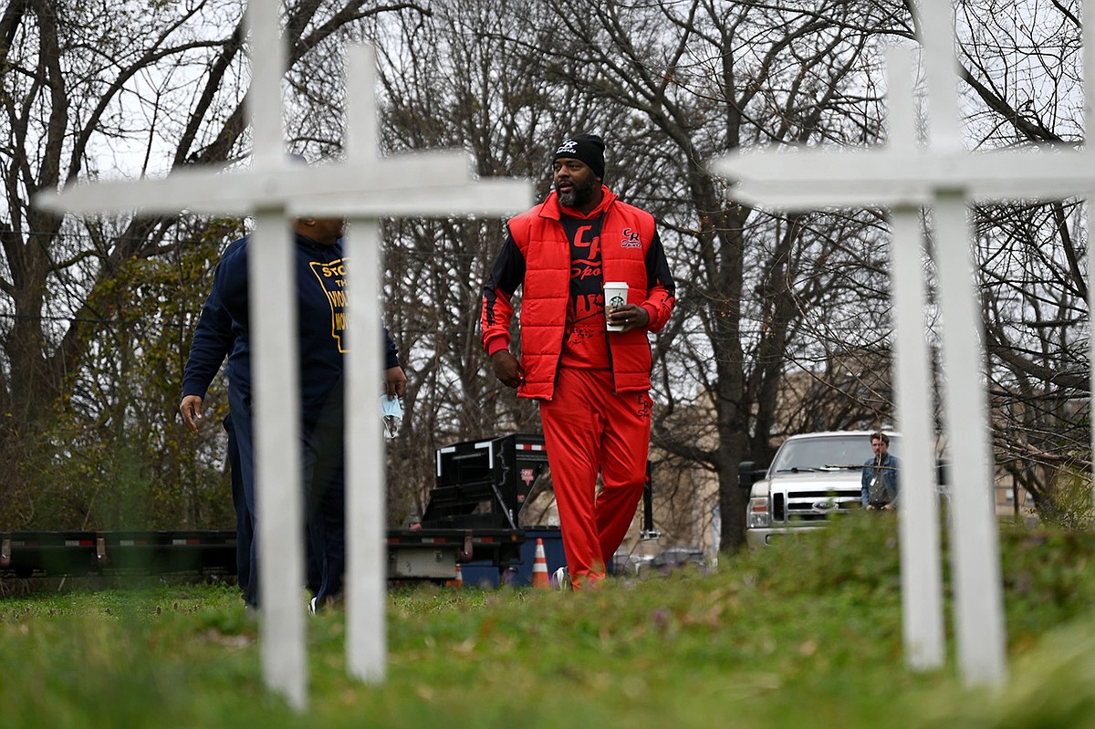 Reggie Swinton, ex-NFL player from Little Rock, to lead public meeting ...