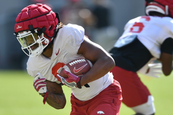 WholeHogSports - Sights and sounds from Razorback football practice