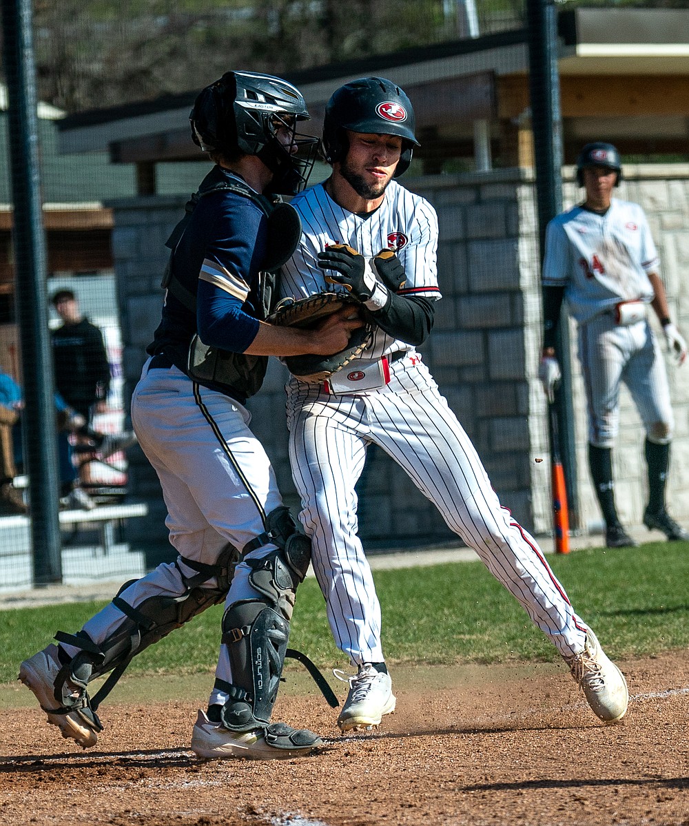 Wyrick gets career win No. 400 as Helias gets past Jefferson City ...