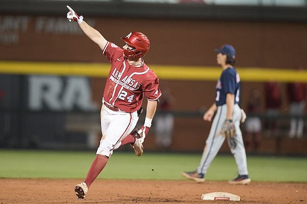 2 Razorbacks named player of the week | Whole Hog Sports