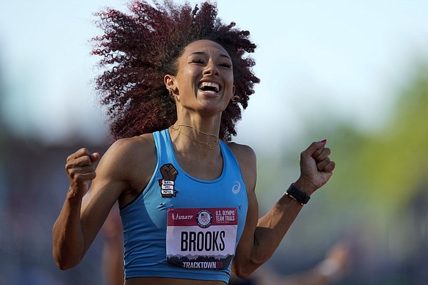 Brooks, Williams resume rivalry at Fayetteville track