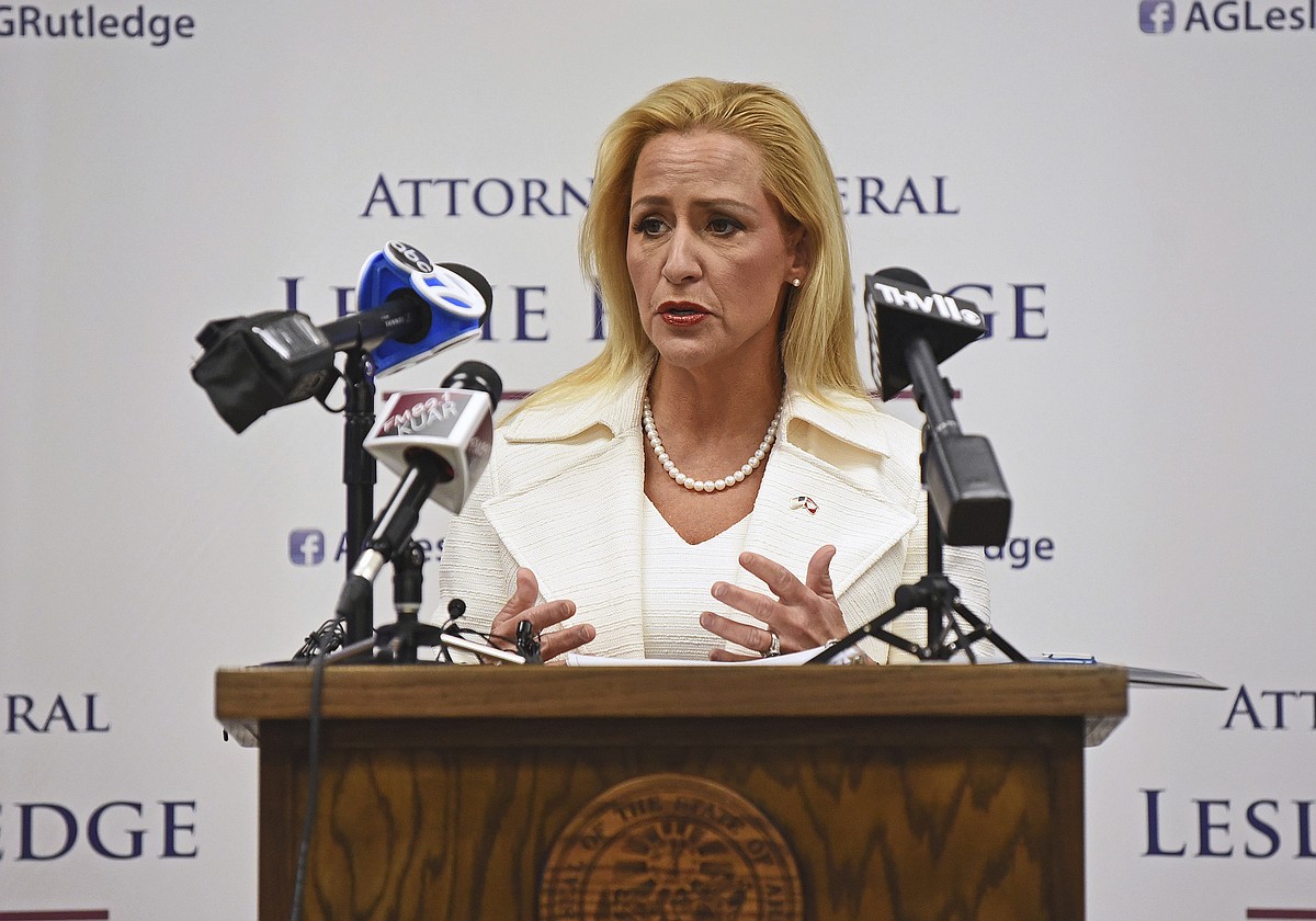 Attorney General Leslie Rutledge on top in GOP race for lieutenant ...