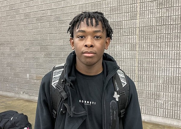 ESPN 4-star R.J. Jones would embrace an Arkansas offer