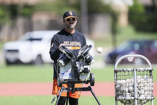 In Stillwater, another branch to Van Horn's past | Whole Hog Sports