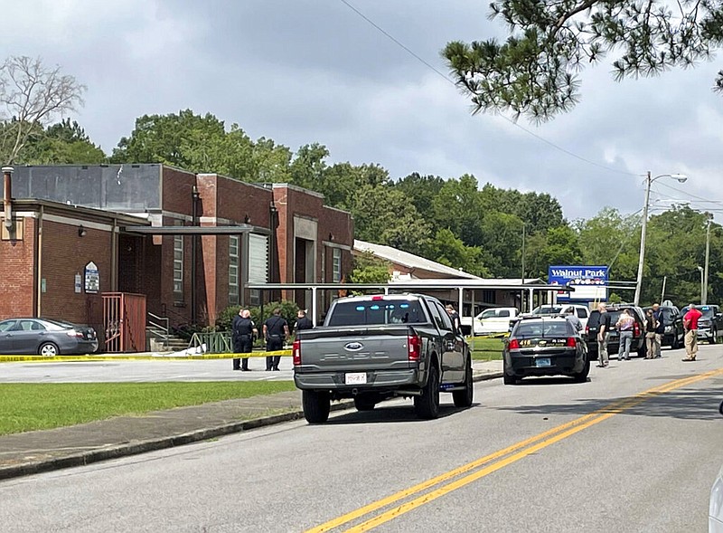 Police fatally shoot person trying to enter Alabama school | The ...