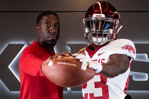 WholeHogSports - Get to know: RB commitment Isaiah Augustave