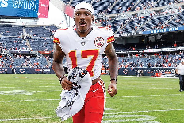 Chiefs get Jones, Hardman back as camp returns to K.C. | Fulton Sun