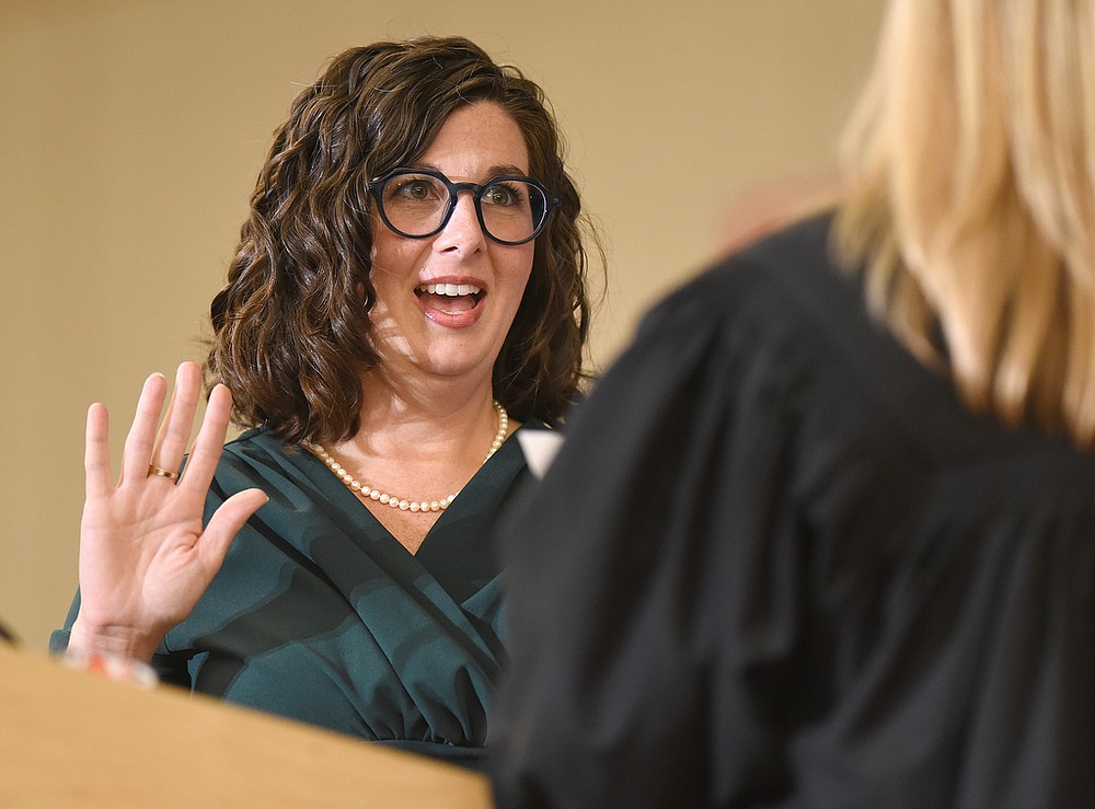 Swearing in school board members | Chattanooga Times Free Press