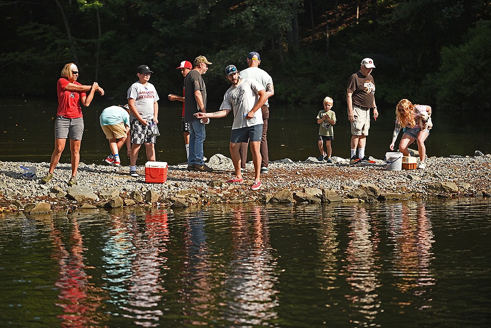 Stone Skipping Championship | The Arkansas Democrat-Gazette - Arkansas ...