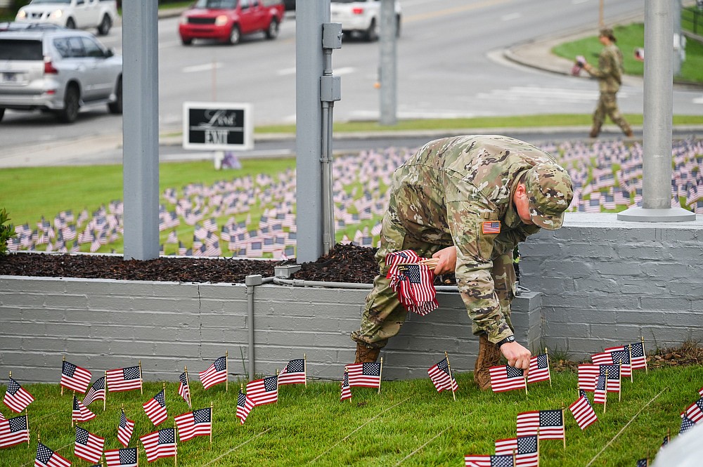 UTC ROTC flag placing for 9/11 anniversary | Chattanooga Times Free Press