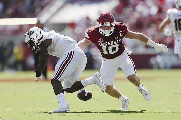 Linebackers lead Hogs back home | Whole Hog Sports