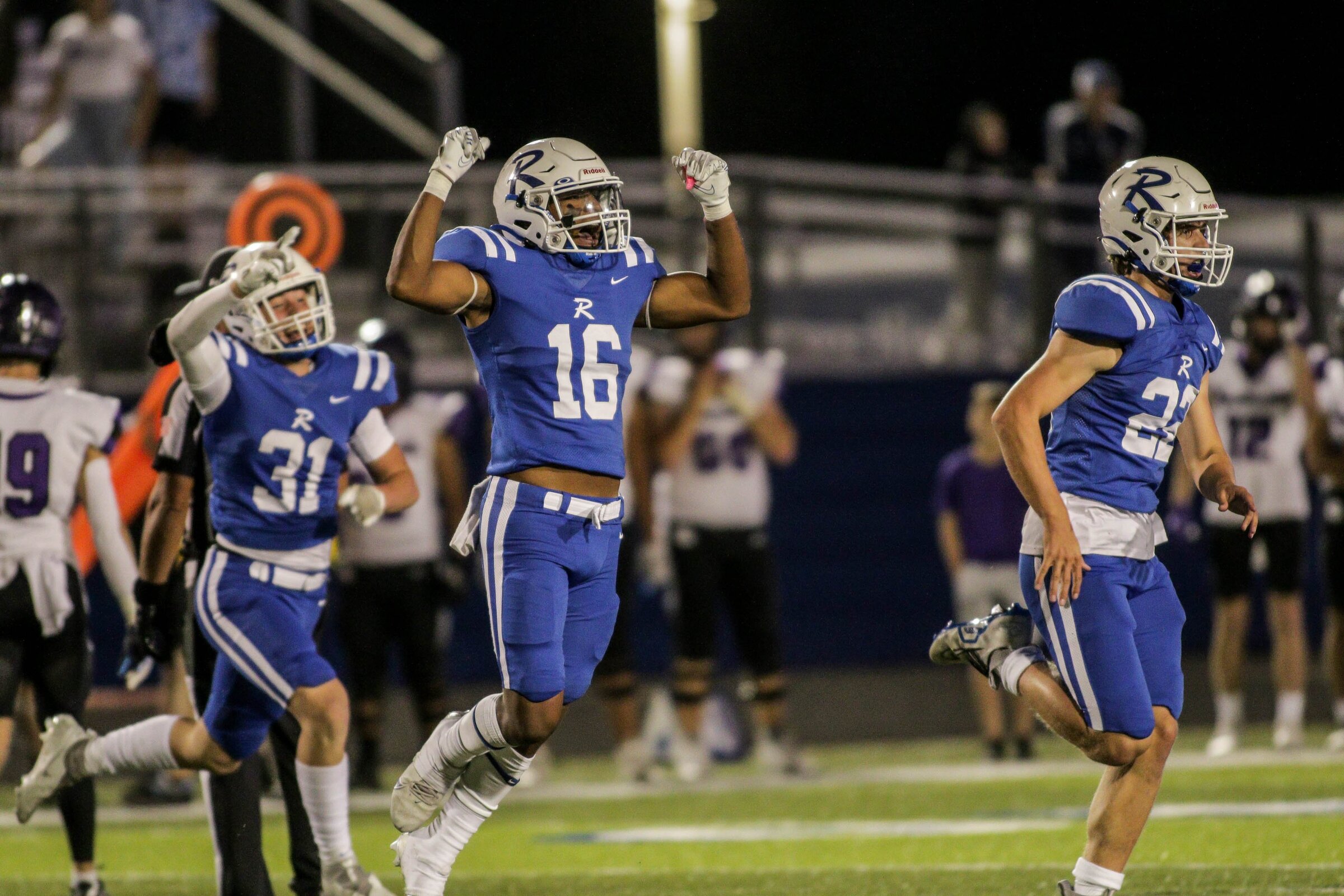 PREP FOOTBALL: Miller’s 38-yard field goal gives Rogers 29-28 win ...