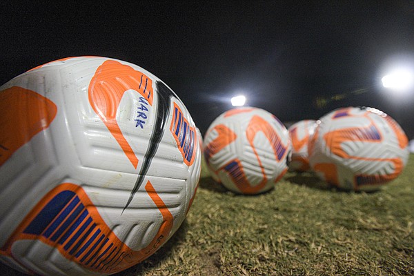 Razorbacks draw at Ole Miss | Whole Hog Sports