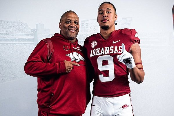 Defensive lineman has entrepreneurial spirit | Whole Hog Sports