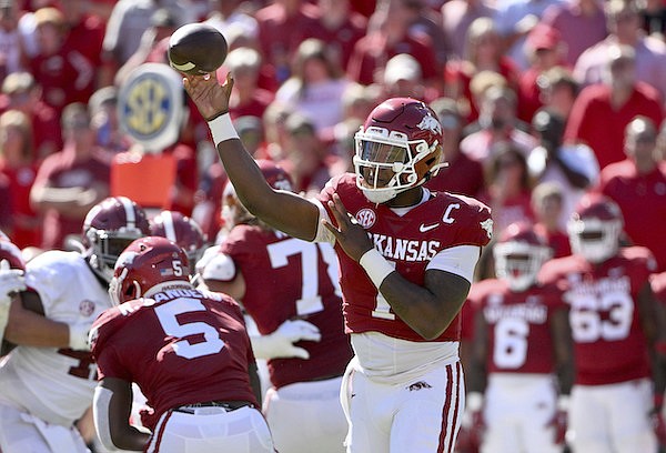 Razorback report: Jefferson back as QB1 | Whole Hog Sports