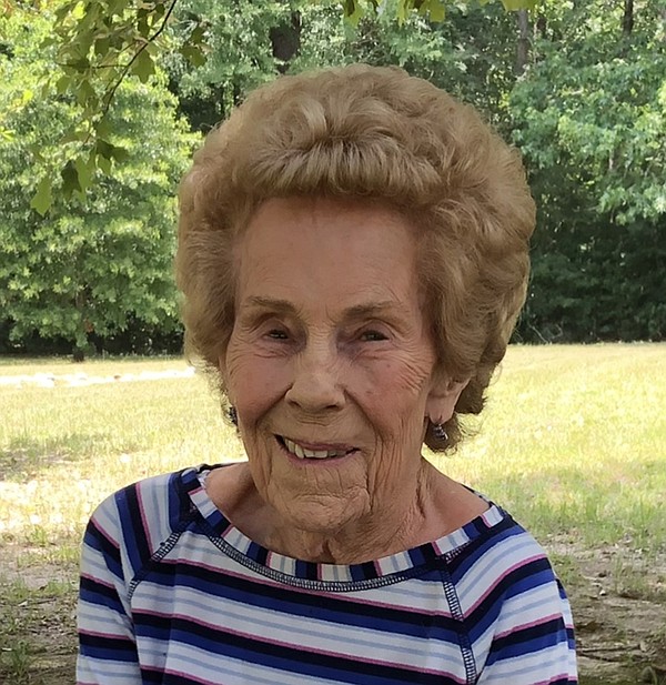 Helen Joyce Ludlam Burrow | El Dorado News Helen Joyce Ludlam Burrow | El Dorado News