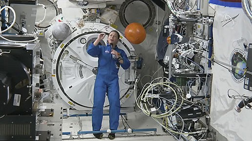 Astronaut awed by Mother Earth | The Arkansas Democrat-Gazette ...