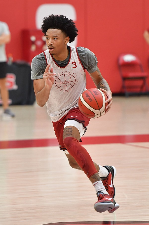 Arkansas freshman Smith recognized on preseason team | The Arkansas ...