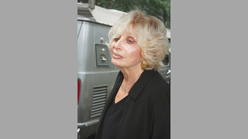 Joanna Simon, acclaimed singer, TV correspondent, dies at 85 | The ...